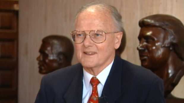 Unearthed video shows Lamar Hunt talking about naming Super Bowl