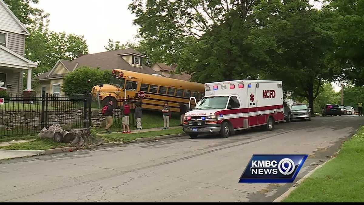 School bus crashes in Kansas City neighborhood