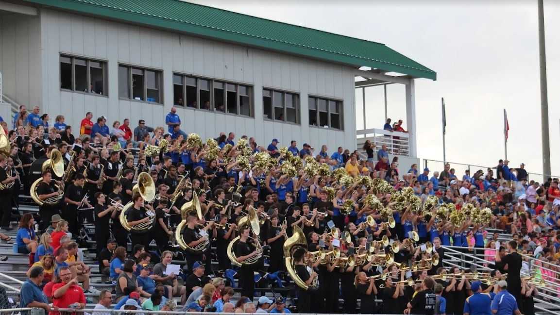 In pictures: Olathe North vs. Olathe South