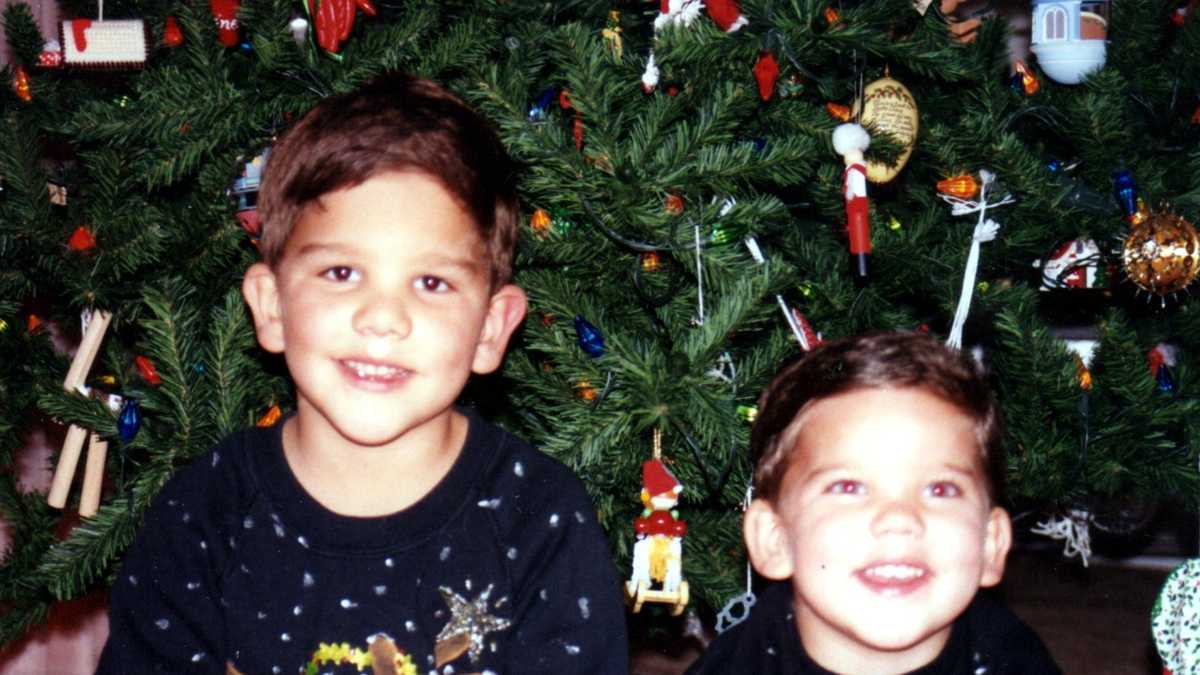 Action 7 News anchors share holiday memories