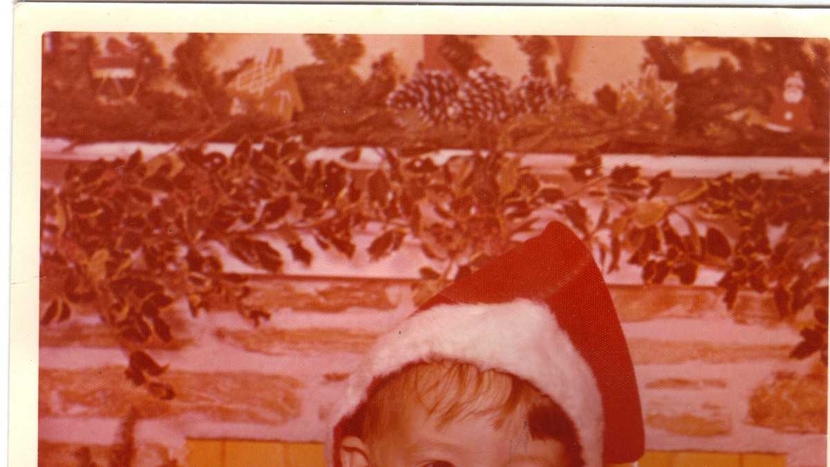 Action 7 News anchors share holiday memories