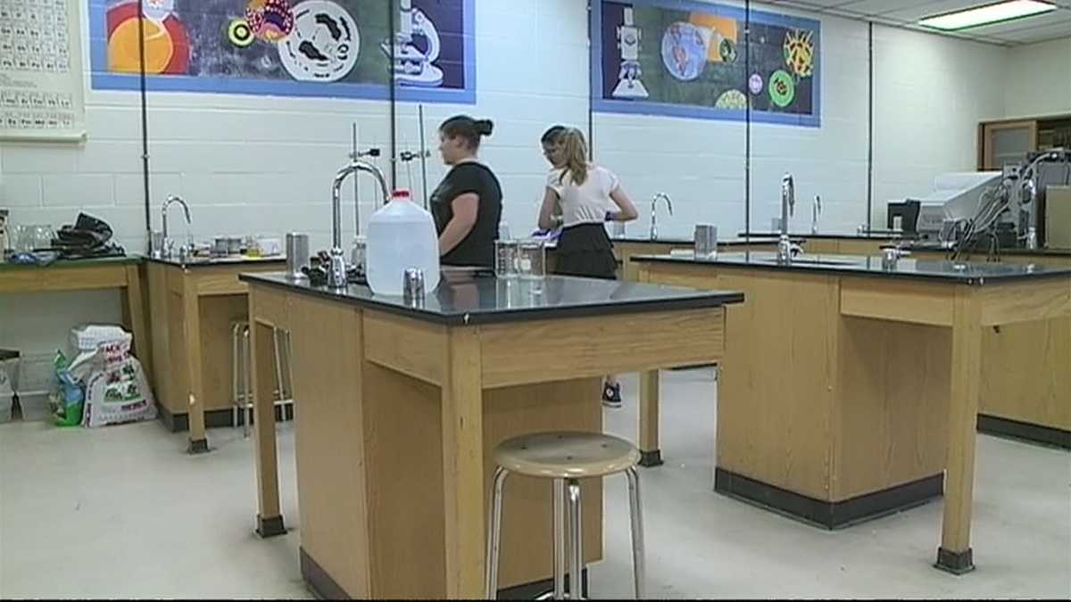 High school students seek cancer cure