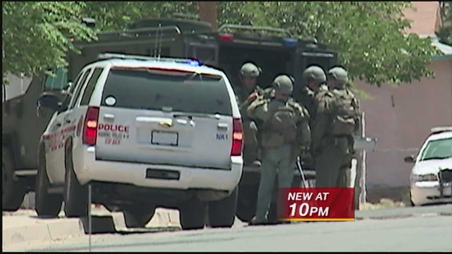 Man arrested after SWAT standoff in southwest Albuquerque