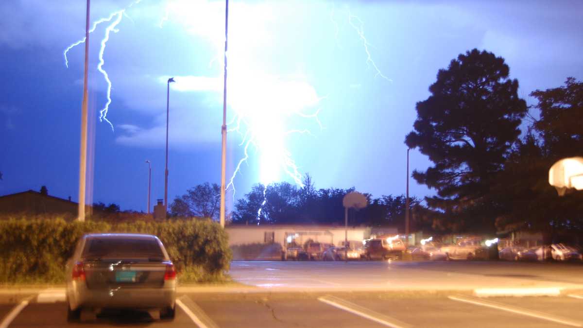 Amazing lightning shots captured on uLocal