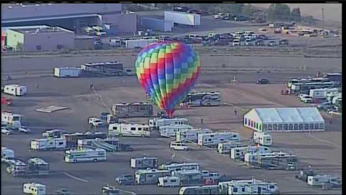 Balloons aloft above ABQ for Fiesta Tuesday