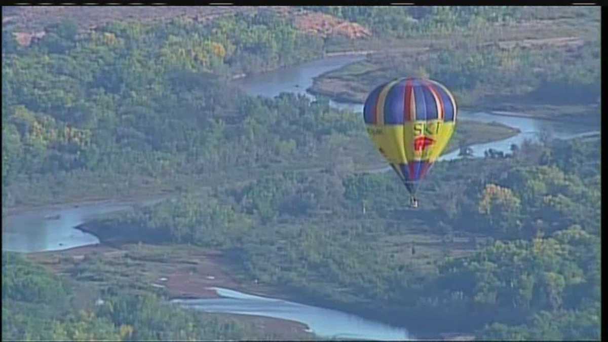 Balloons aloft above ABQ for Fiesta Tuesday
