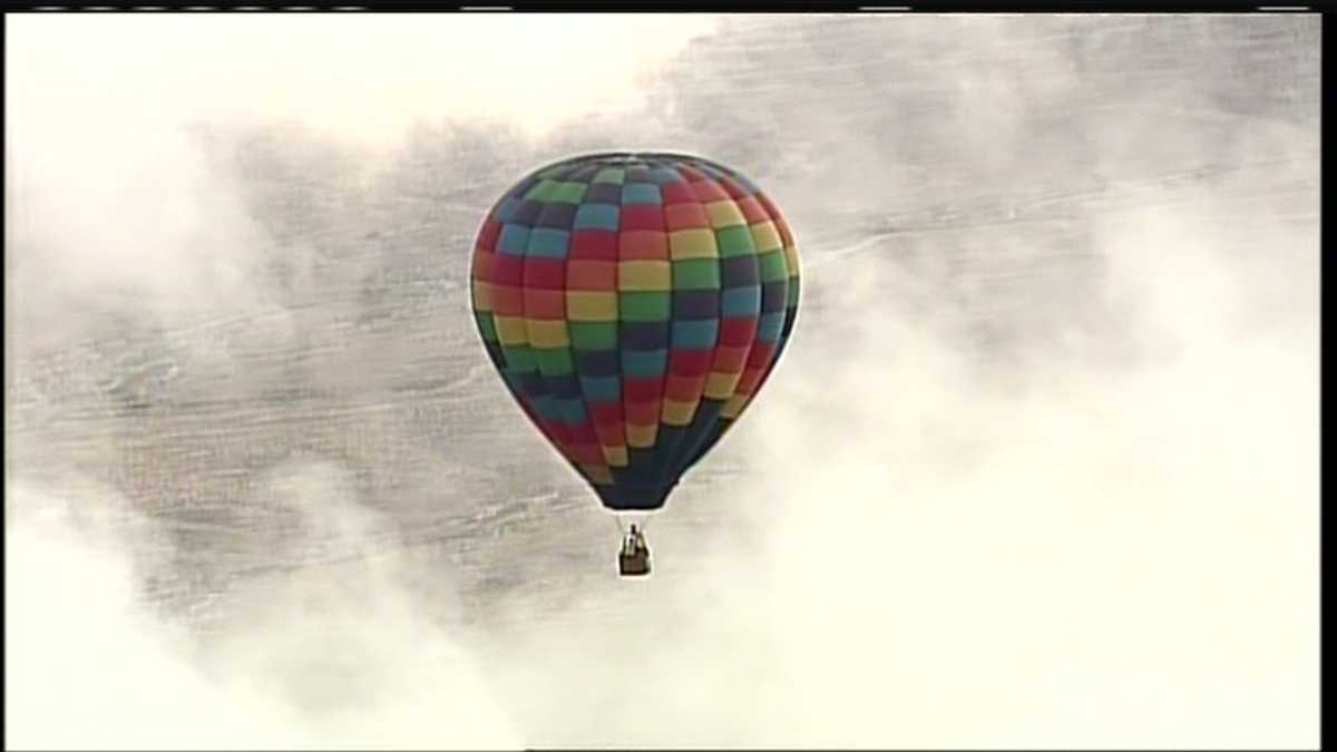 PHOTOS: Balloons fly on gloomy Friday morning