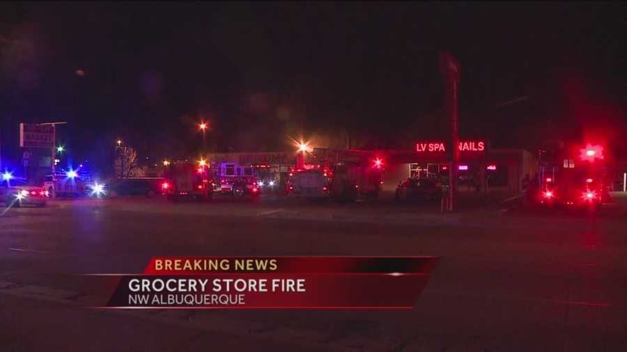 Grocery store catches fire near 4th, Menaul