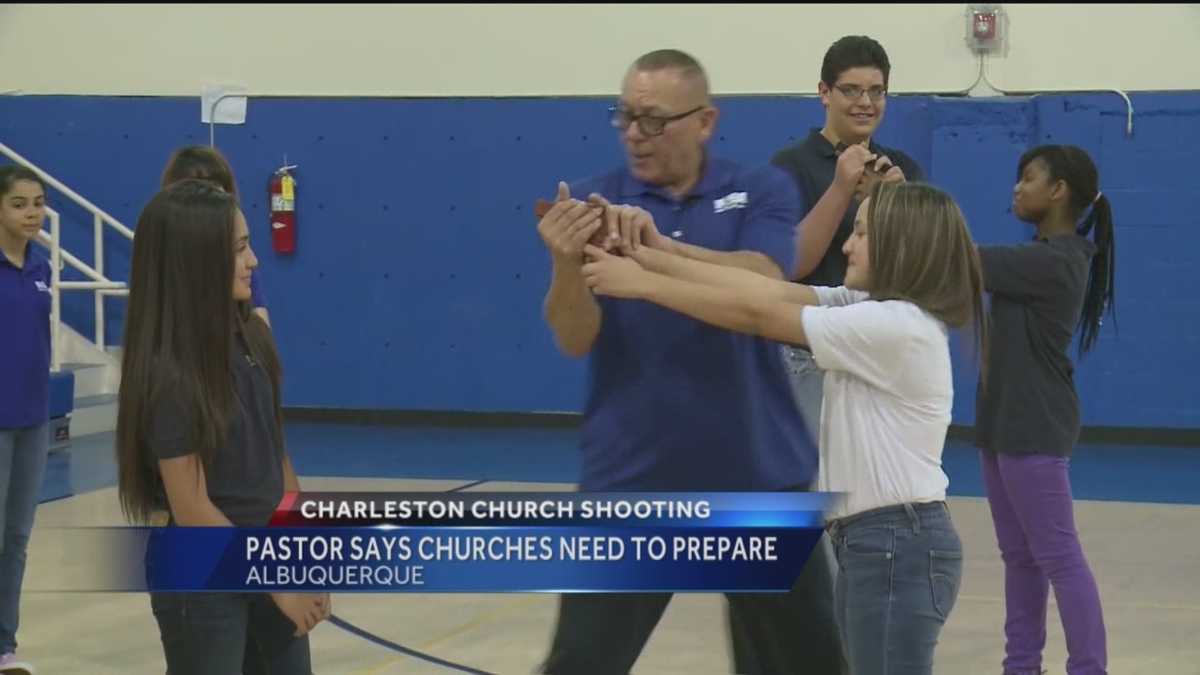 Pastor informs congregation with active shooter training