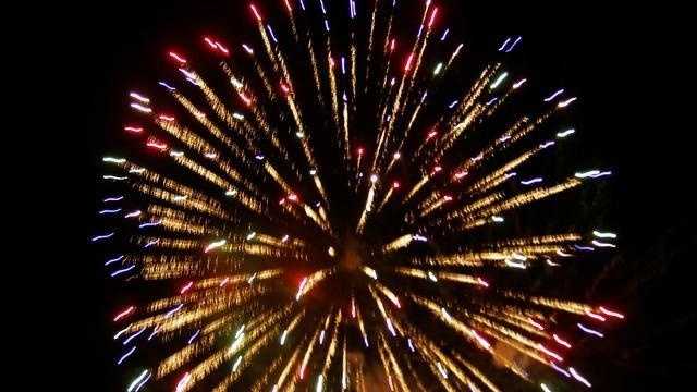 Mustang celebrates with 'Do-It-Yourself' fireworks display