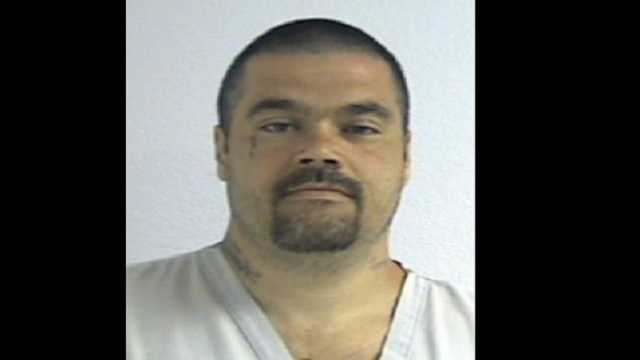 Authorities look for inmate who escaped from metro correctional center
