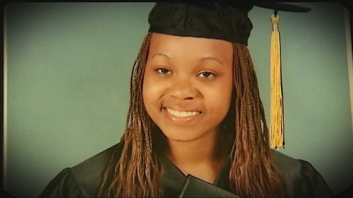 Mom killed in front of her children, Oklahoma City police say