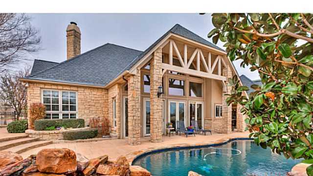 Take a look inside this sun-filled mansion in OKC