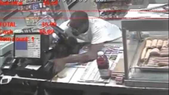 Cash register theft at convenience store caught on camera