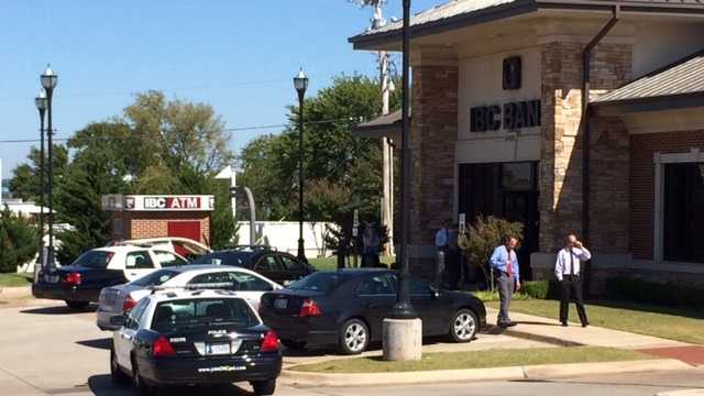 Police Investigating Bank Robbery In Nw Oklahoma City