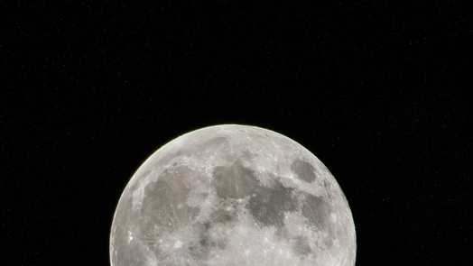 Full moon Thursday evening