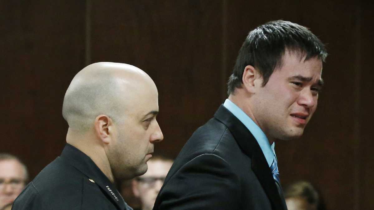 IMAGES: Jury recommends 263 years in prison for Daniel Holtzclaw
