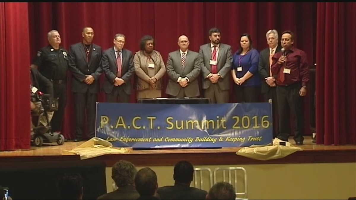 Police, community organizations create plan to build trust with ...