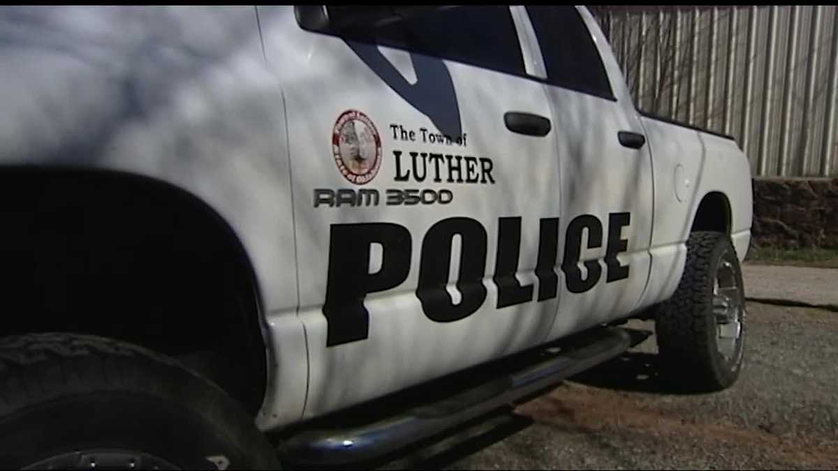 Luther police searching for driver of suspicious van