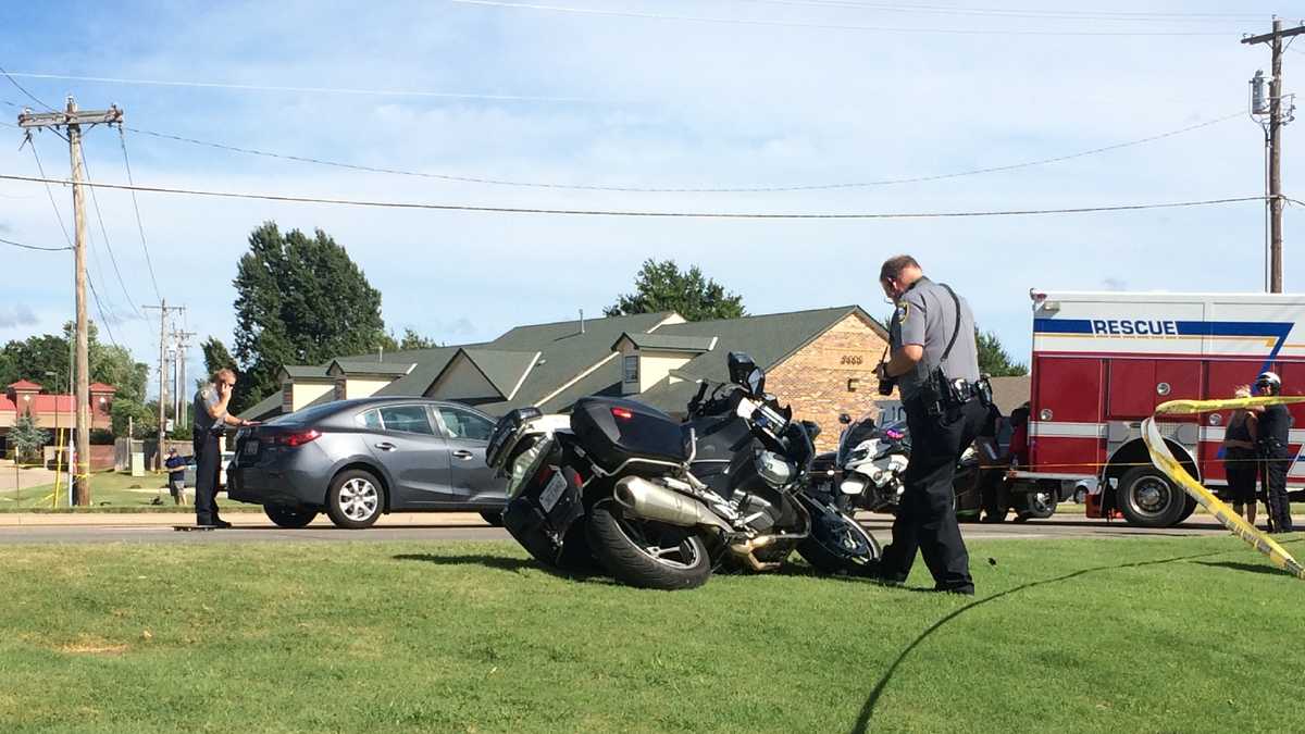 Officer on motorcycle hit by vehicle in Midwest City