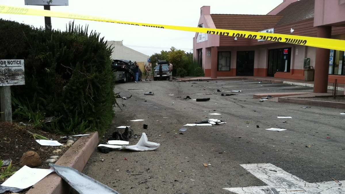 High speed chase ends with crash in Santa Cruz