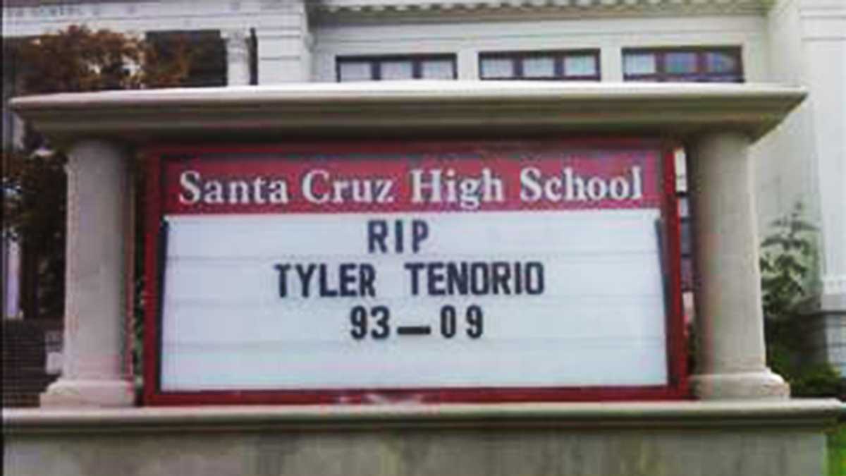 PHOTOS: Tyler Tenorio of Santa Cruz