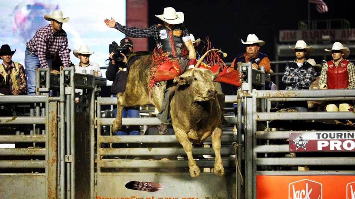 PHOTOS: California Rodeo Salinas 2013