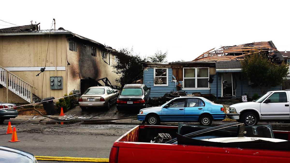 PHOTOS: 3-alarm Salinas house fire spreads to apartment building