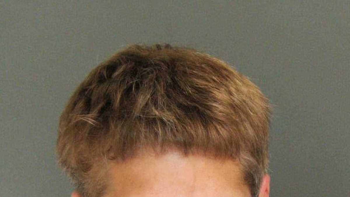 PHOTOS: El Mustachio The Magician identified as Shawn Fialho