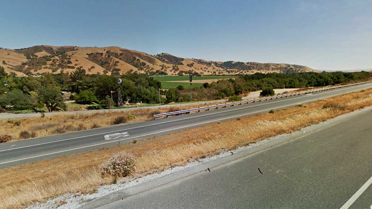 Highway 152 reopened in all directions at Casa De Fruta