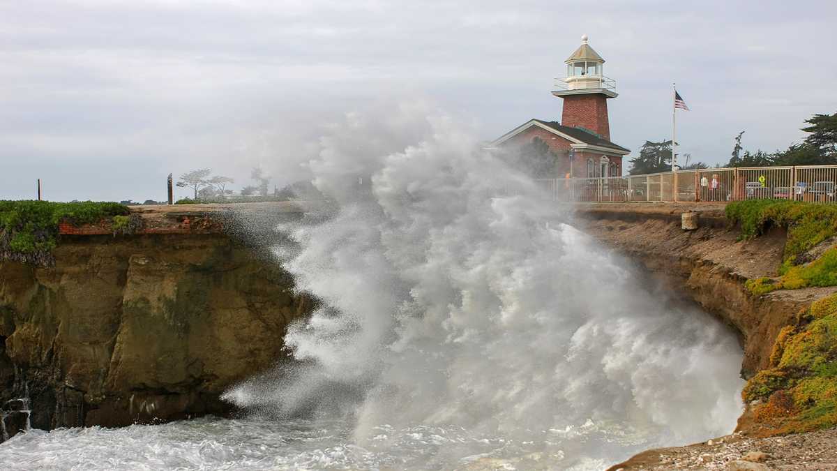 Wet wild weather to wallop Santa Cruz