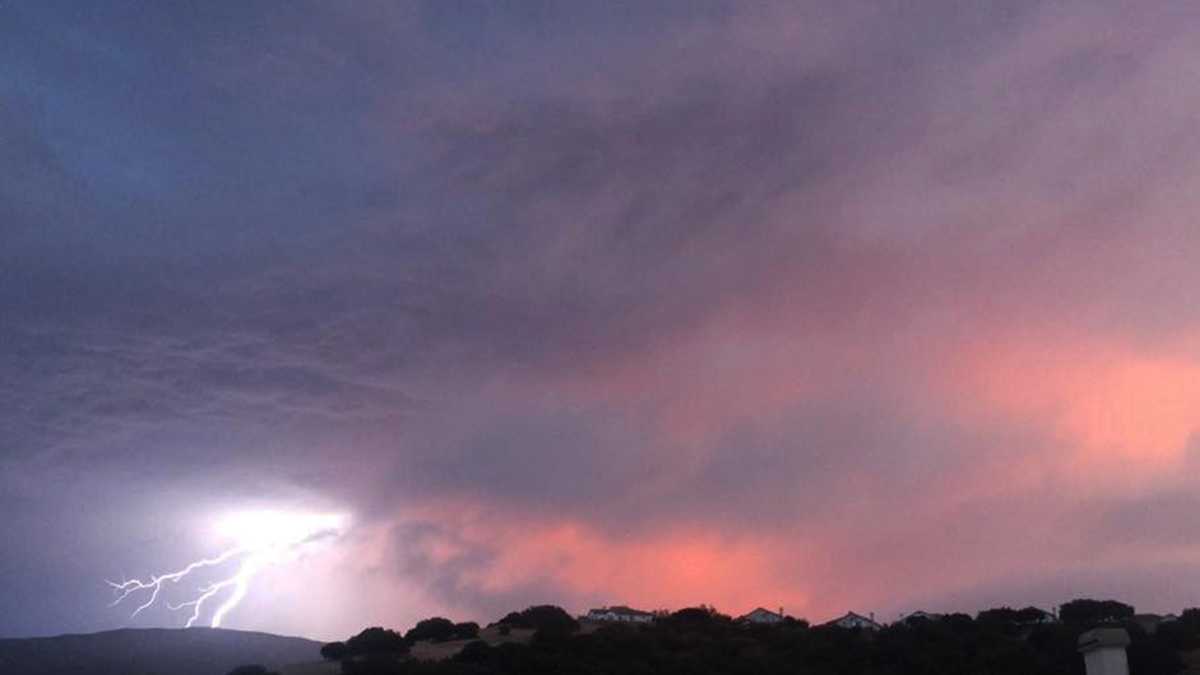 PHOTOS: Top 14 lightning photos shot of Thursday's storm