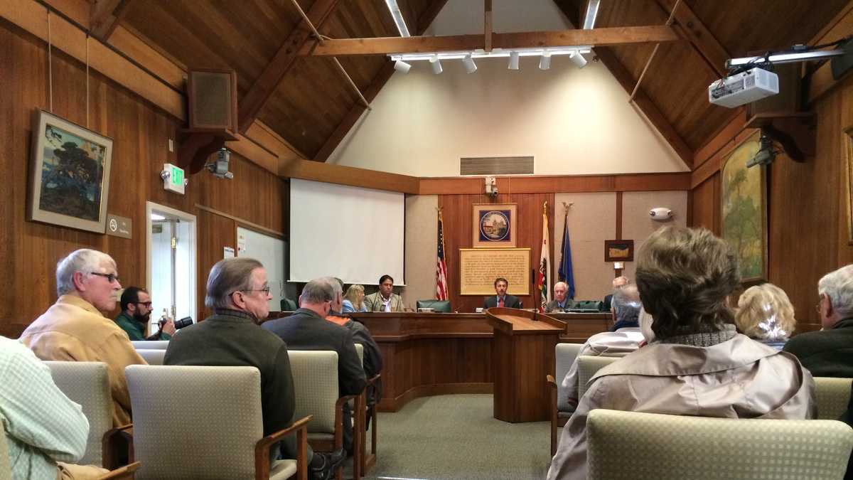 Carmel names Mike Calhoun as interim city administrator