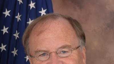 Congressman Sam Farr announces retirement