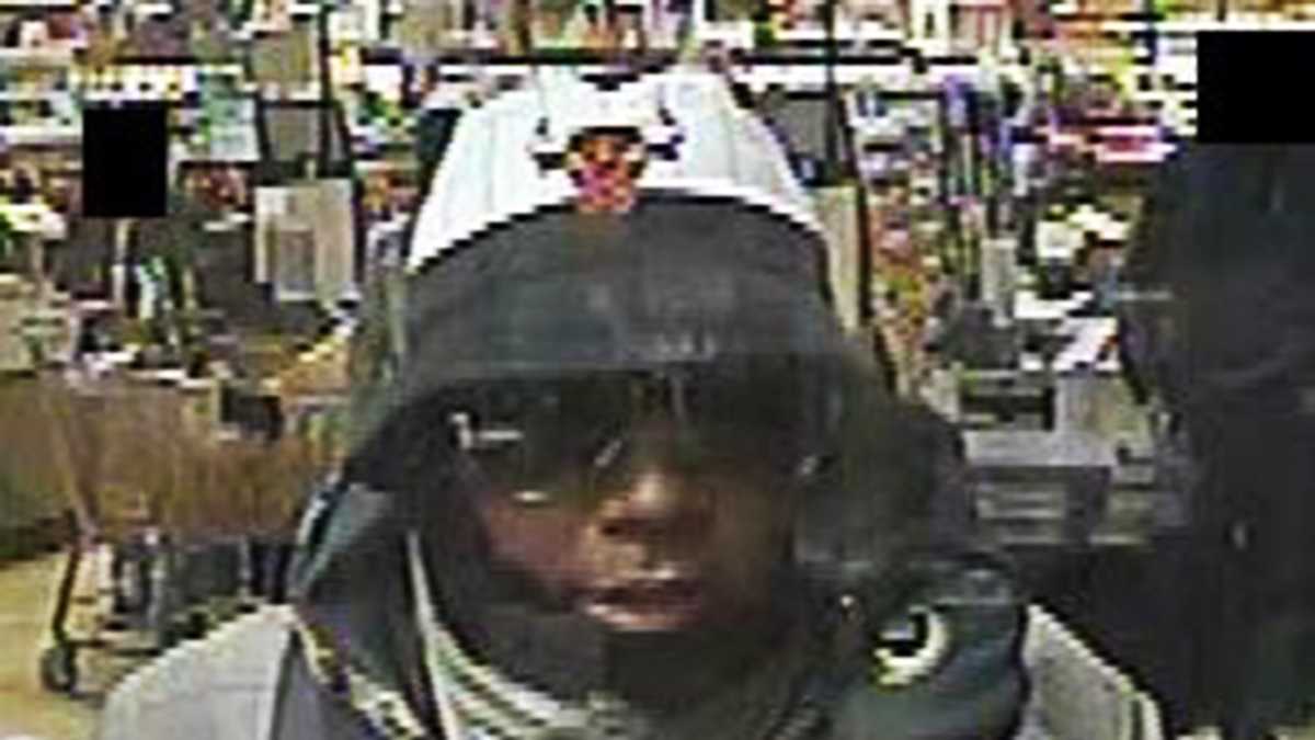 SURVEILLANCE PHOTOS: Central Coast bank robbers wanted by FBI