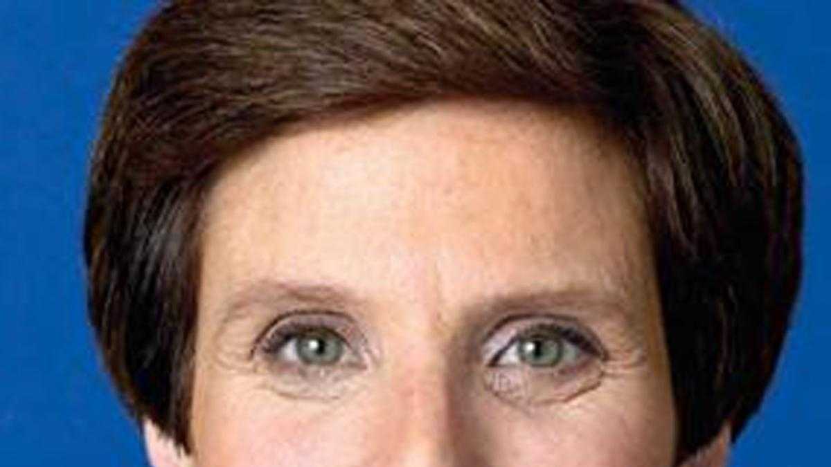 PHOTOS: Rich, Powerful Women - Fortune 500 CEOs