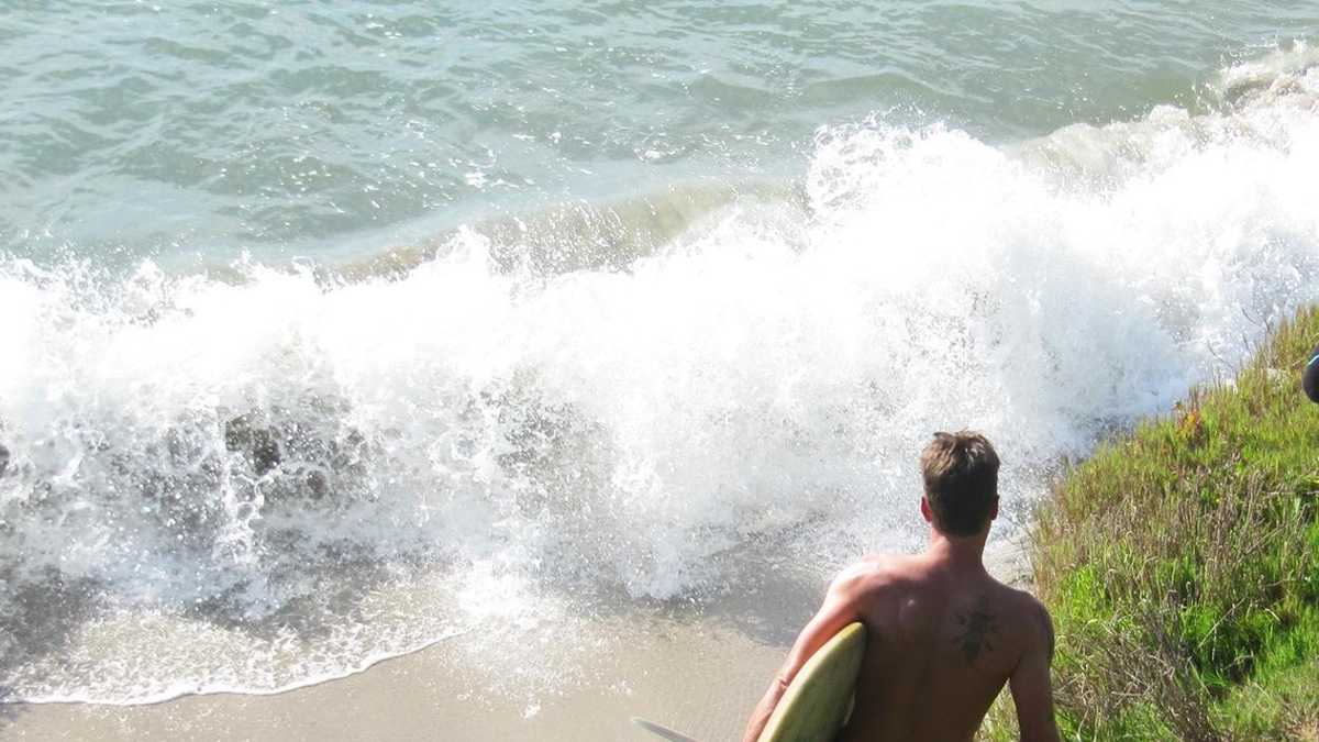PHOTOS: 'Chasing Mavericks' scenes filmed at Pleasure Point