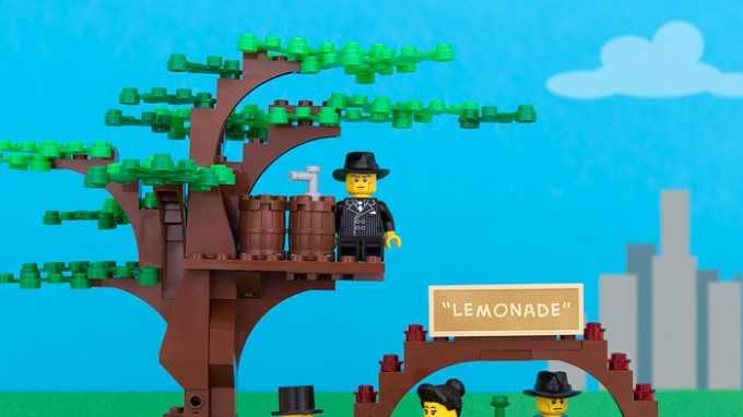See all 50 states ... in Legos!