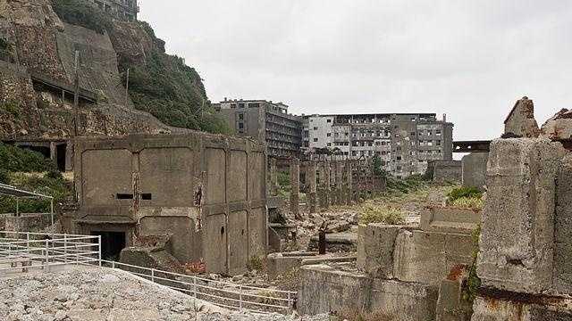Abandoned cities around the world
