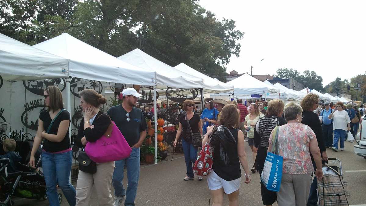 Shoppers show up in droves for Canton Flea Market