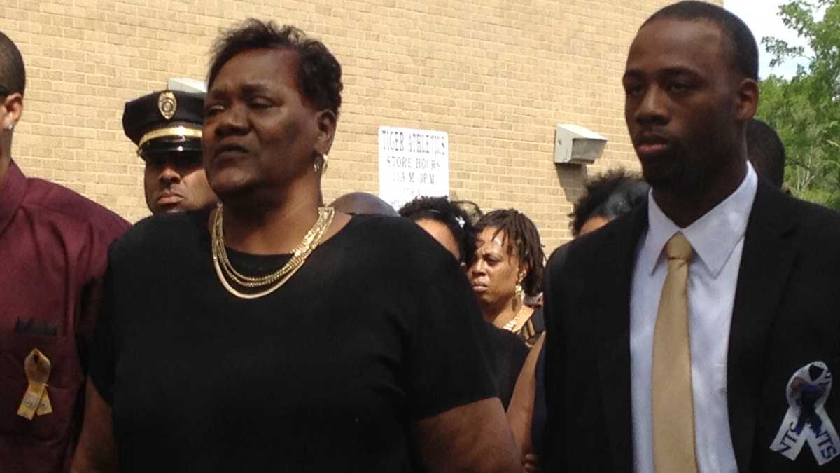 Images: Mourners gather to remember slain JPD officer