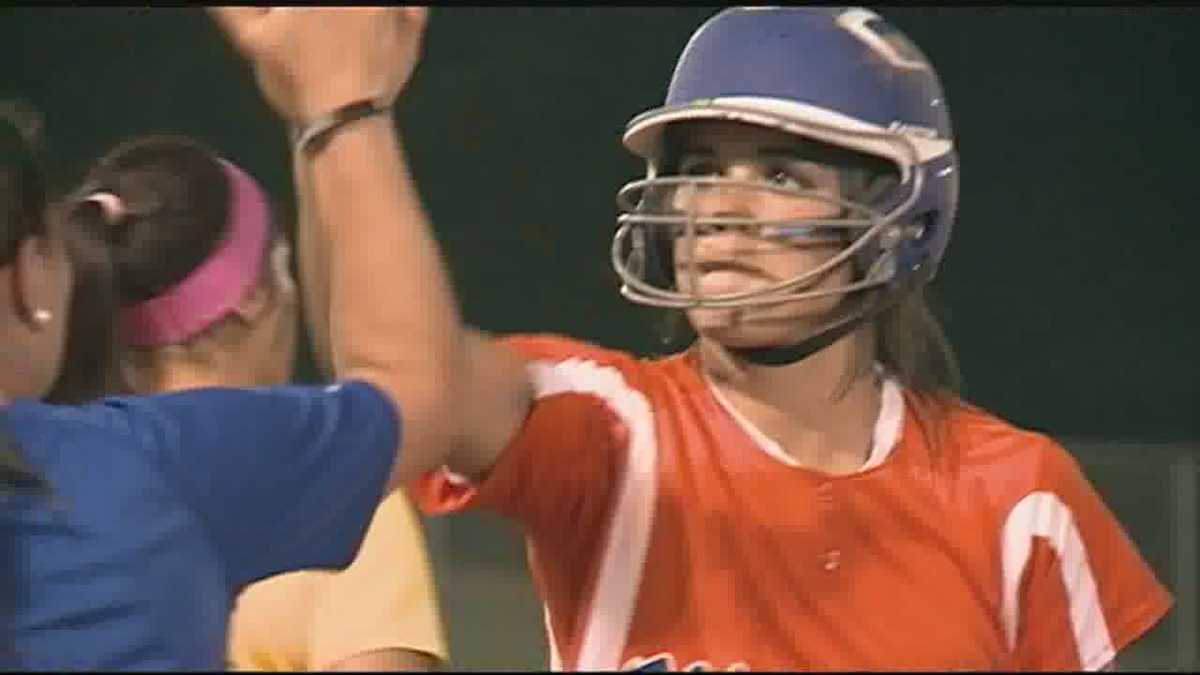 Lady Jags dominate en route to Game 1 victory