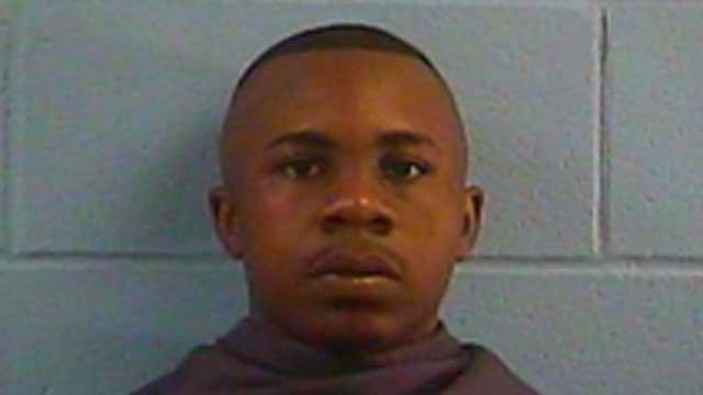 Kroger gas pump clerk faces embezzlement charges