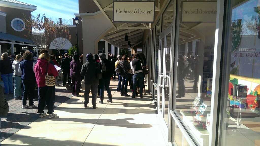 Outlets of Mississippi opens in Pearl