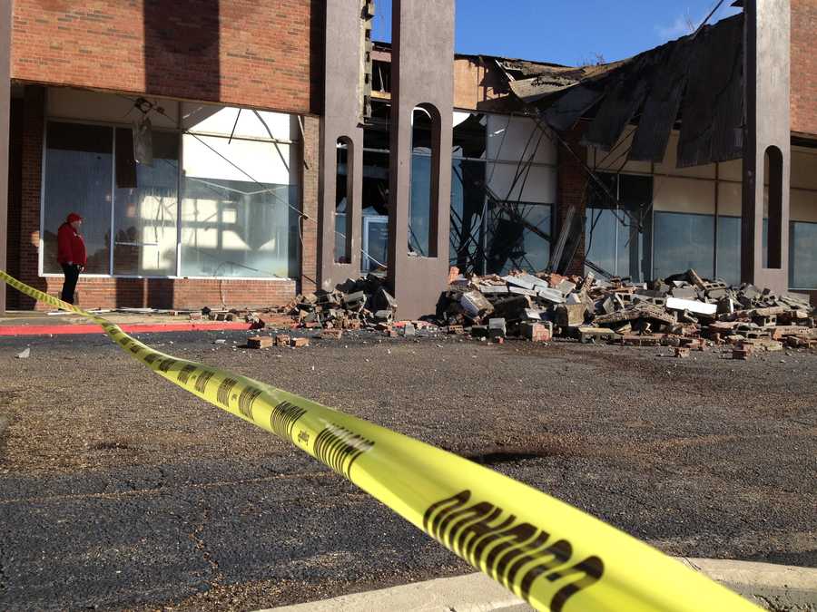 Building collapses in Jackson