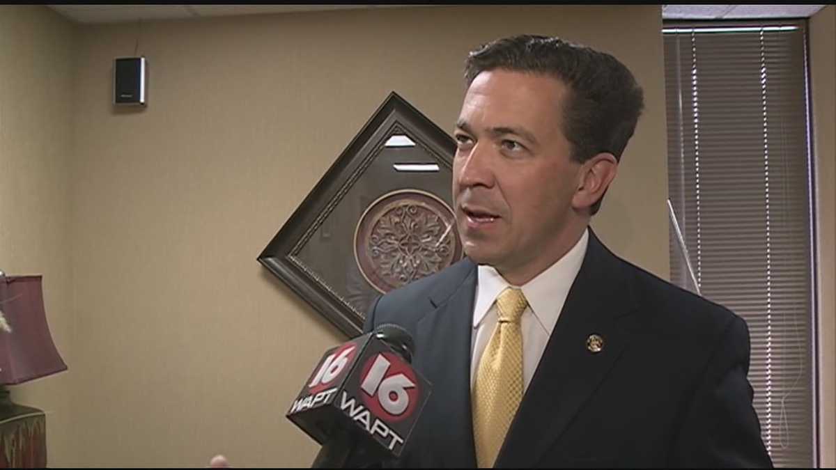 McDaniel says he's gaining momentum as runoff approaches