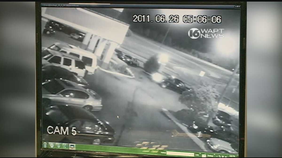 2 men still face charges in racial beatings case