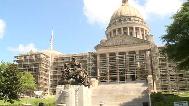 Mississippi State Capitol undergoes renovations