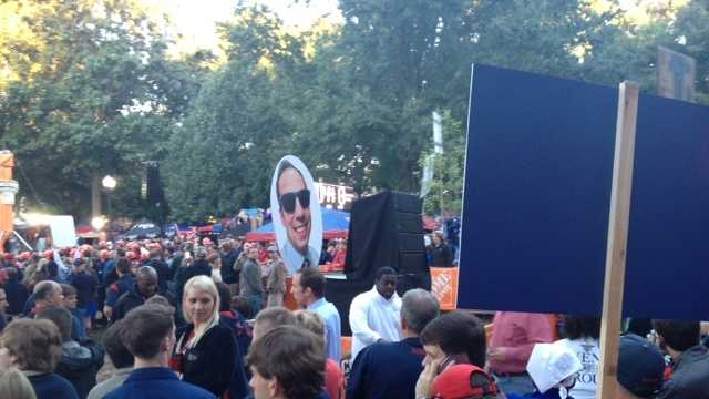 16 WAPT News anchors cheer on football teams