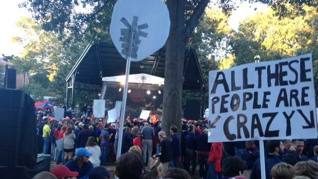 16 WAPT News anchors cheer on football teams